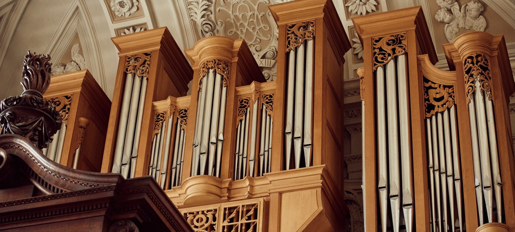 The Queen's College Organ Recitals | Faculty of Music